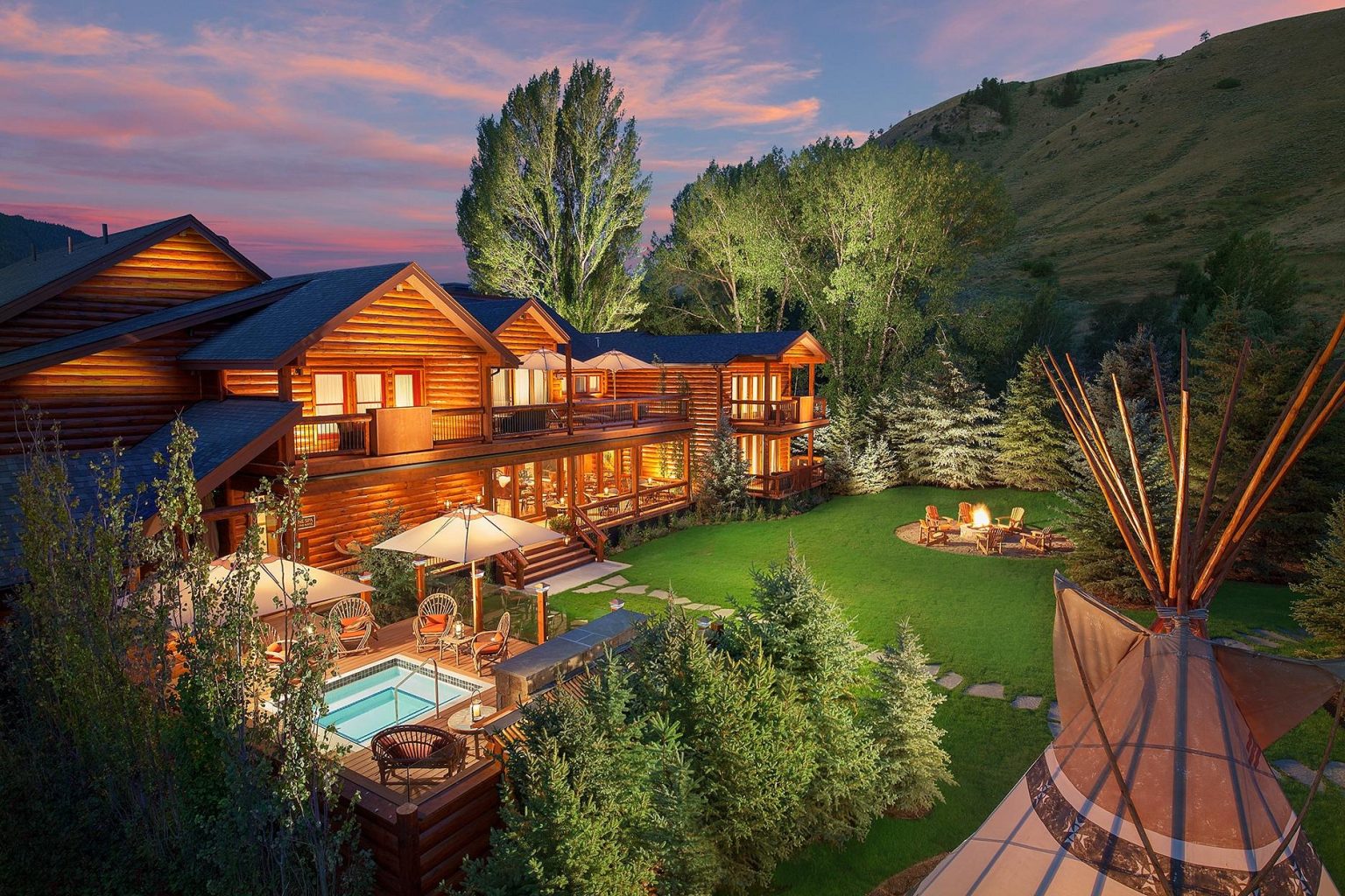 Top 20 The Coolest Resorts in the USA